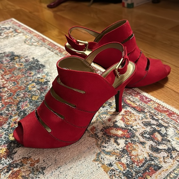 Amelia Grace | Shoes | Amelia Grace Red Heels | Poshmark